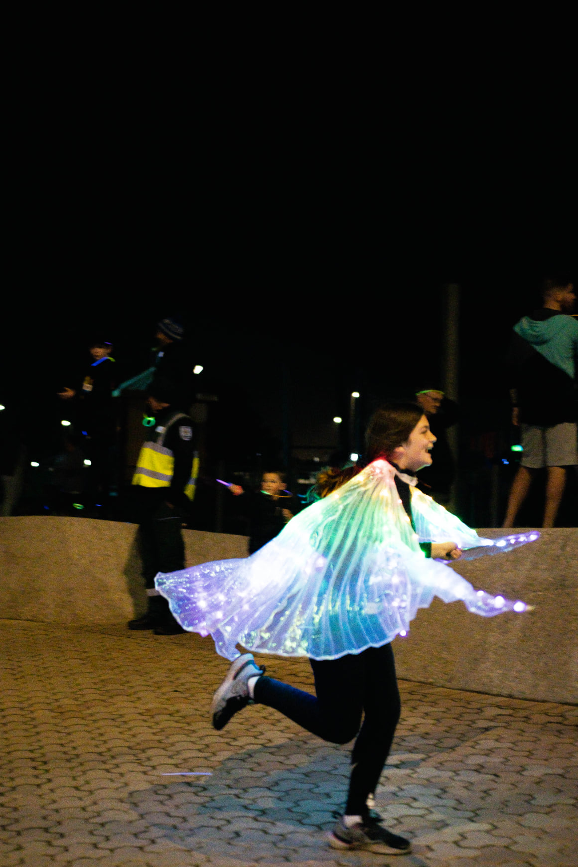 GALLERY – LIGHT NIGHT GLOW RUN
